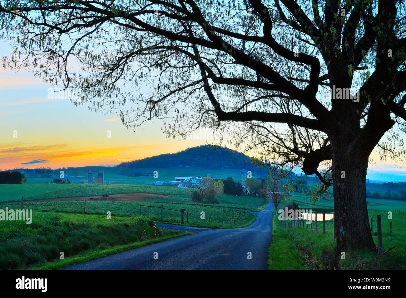 Sunrise, Dayton, Shenandoah Valley, Virginia, USA Stock Photo - Alamy