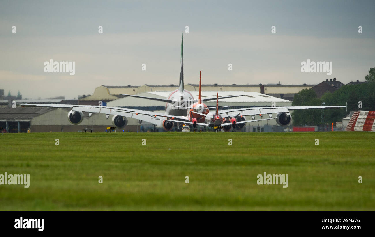 Rear view a380 jet aircraft hi-res stock photography and images - Alamy