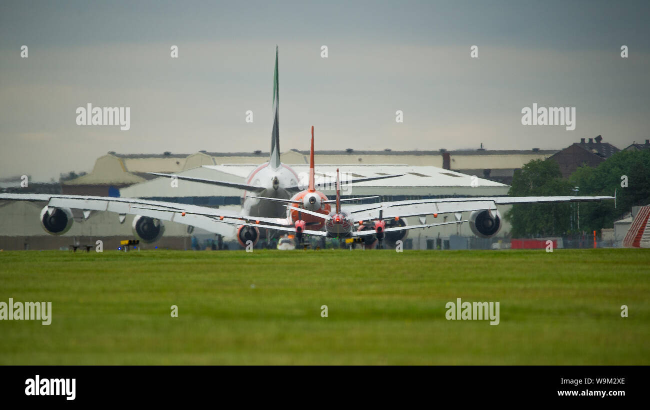 Rear view a380 jet aircraft hi-res stock photography and images - Alamy