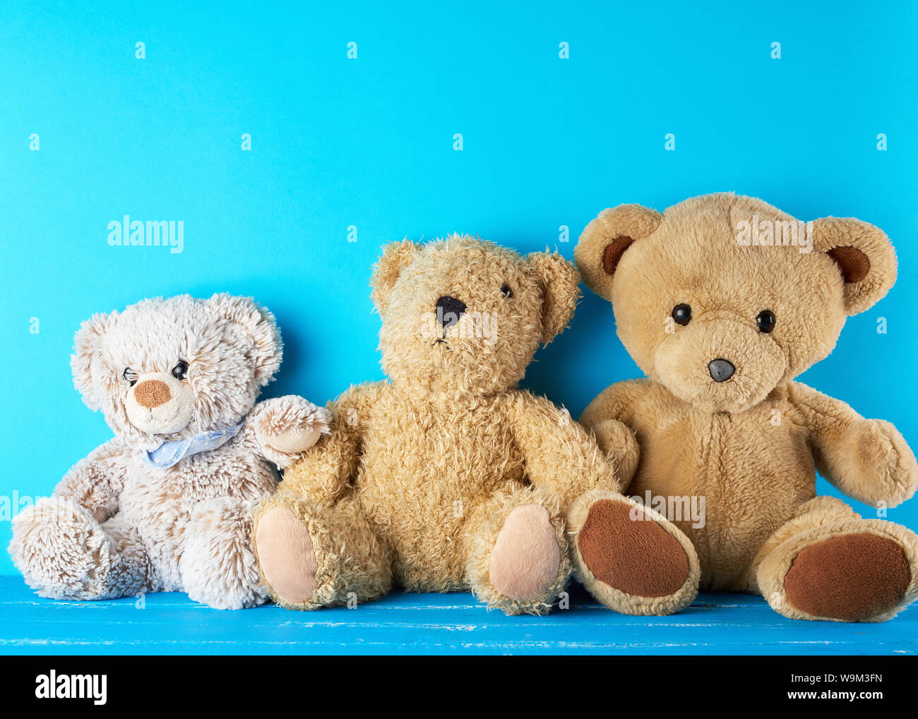 Many teddy bears hi-res stock photography and images - Alamy