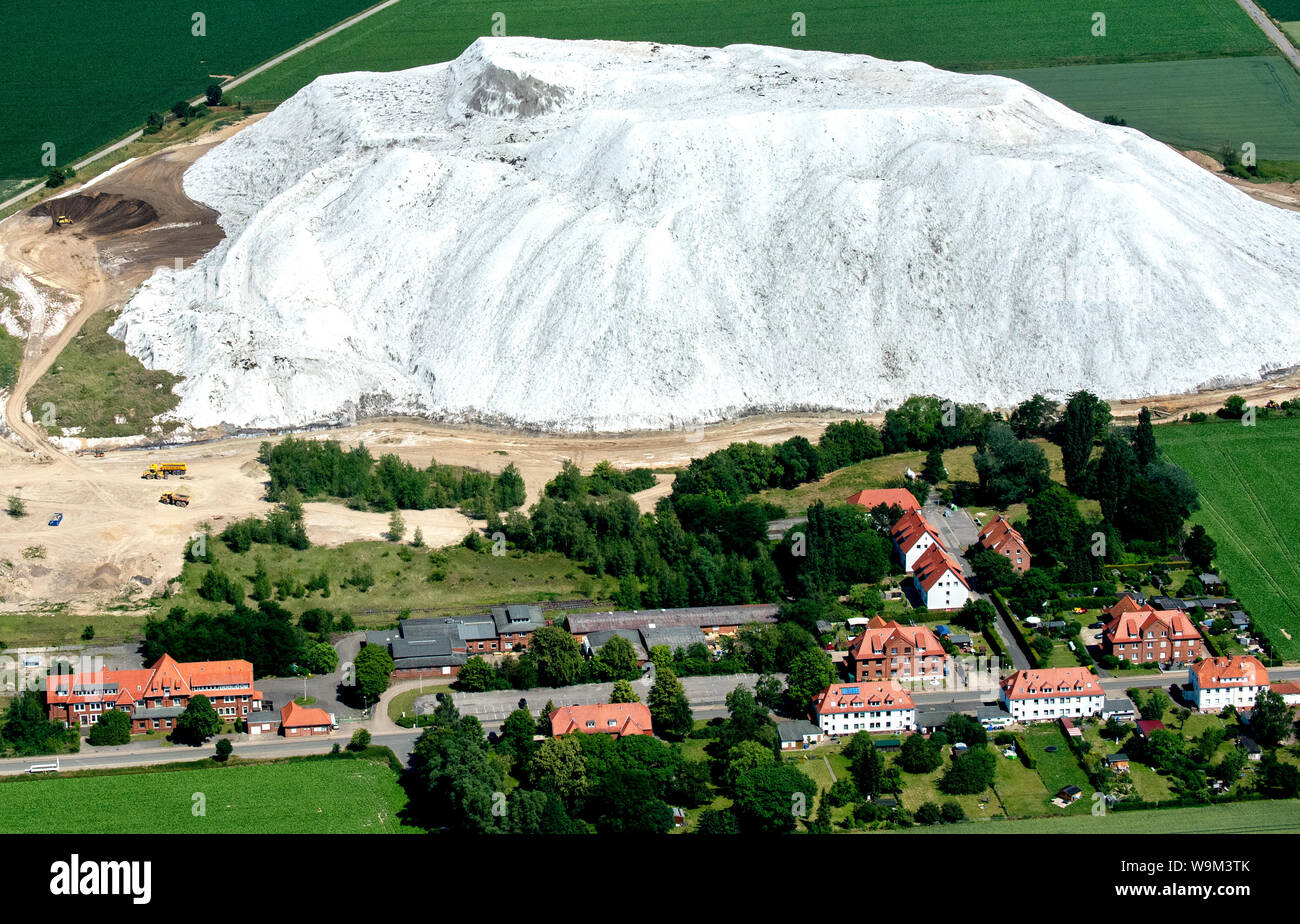 Giesen, Germany. 25th June, 2019. Residential buildings stand in front ...