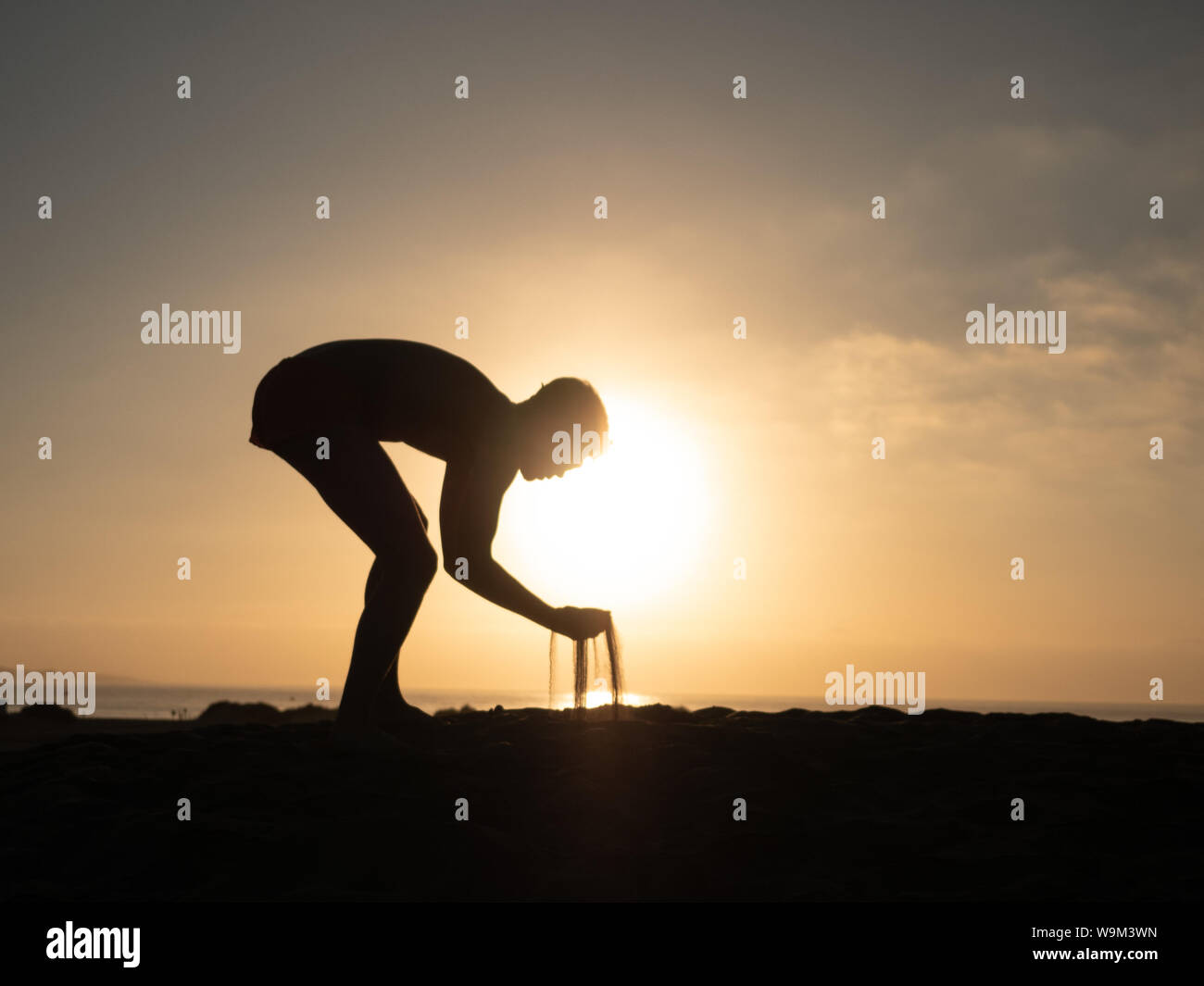 Bending human body hi-res stock photography and images - Alamy