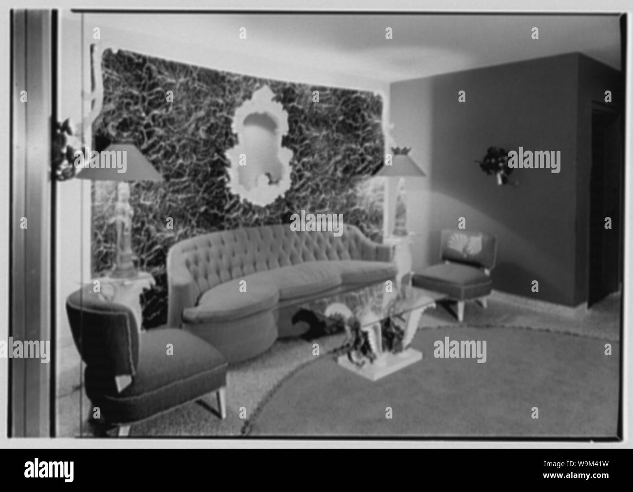 Apartment building city Black and White Stock Photos & Images - Alamy