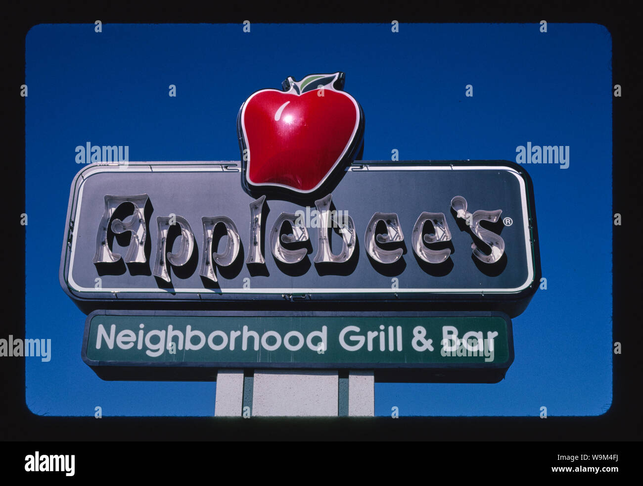 Applebees sign hi-res stock photography and images - Alamy