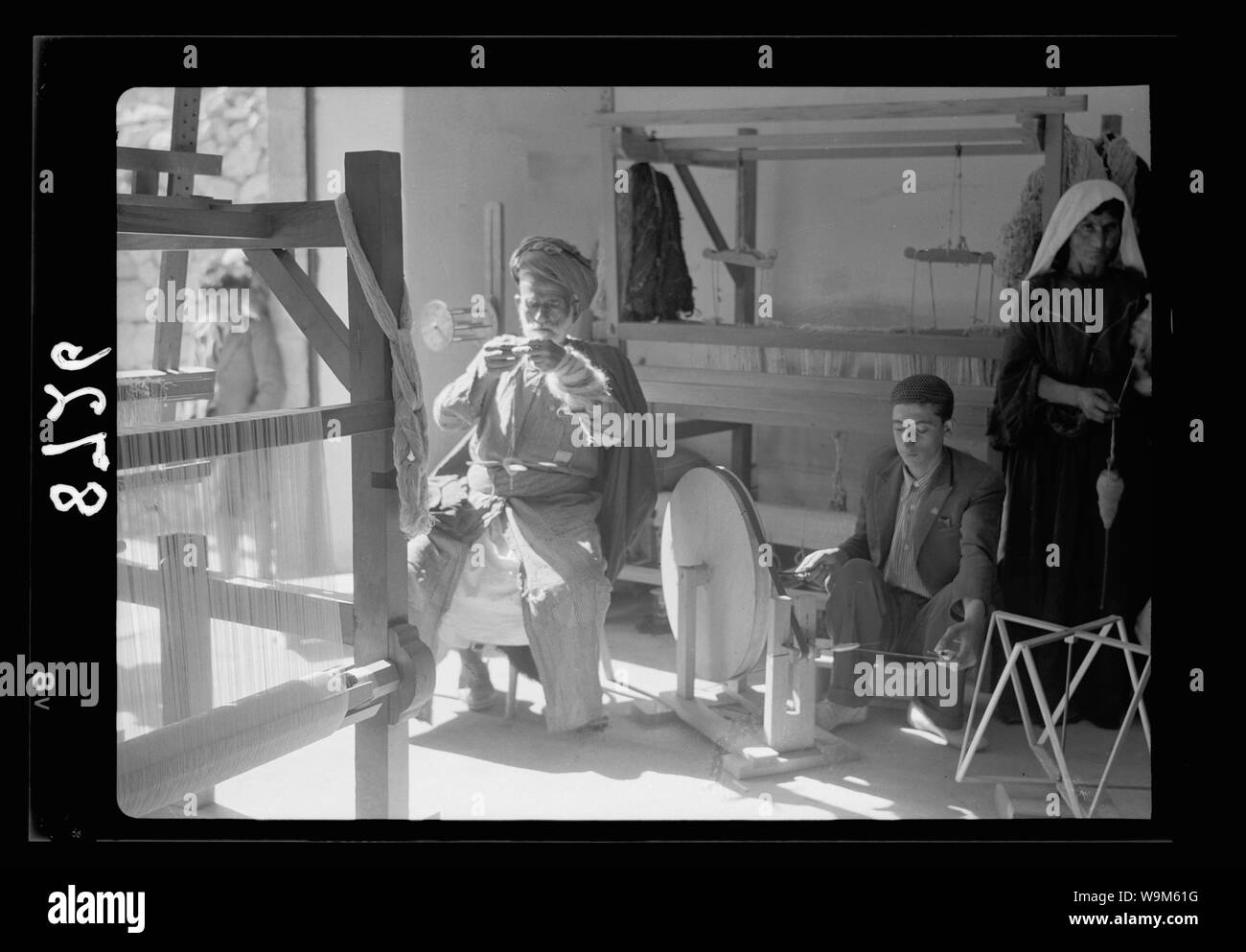 Spooling hi-res stock photography and images - Alamy