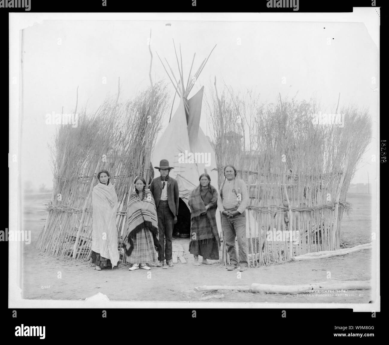 Arapaho indians hi-res stock photography and images - Alamy