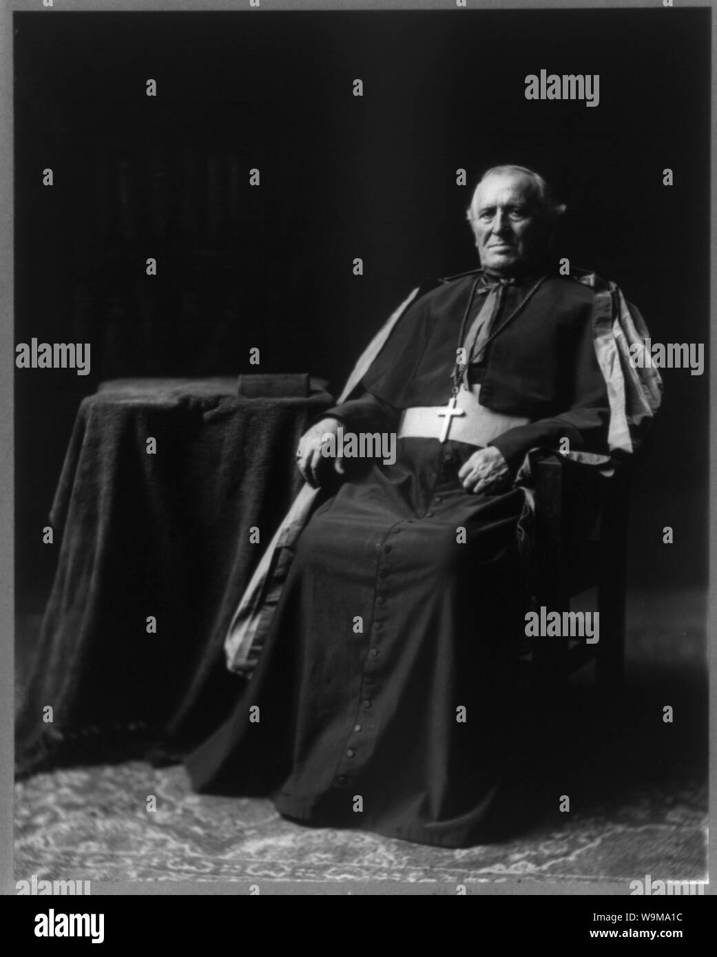 John ireland left on Black and White Stock Photos & Images - Alamy