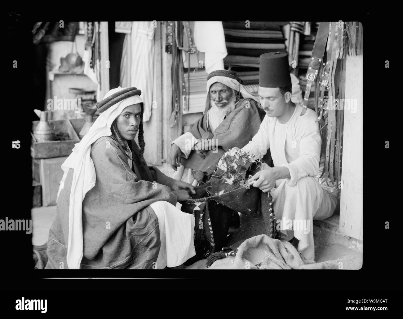 Aref el Aref & Bedouin sheikhs Stock Photo - Alamy