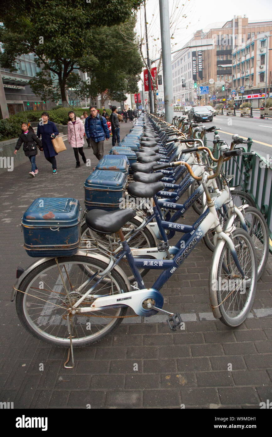 Floating bike hi-res stock photography and images - Alamy