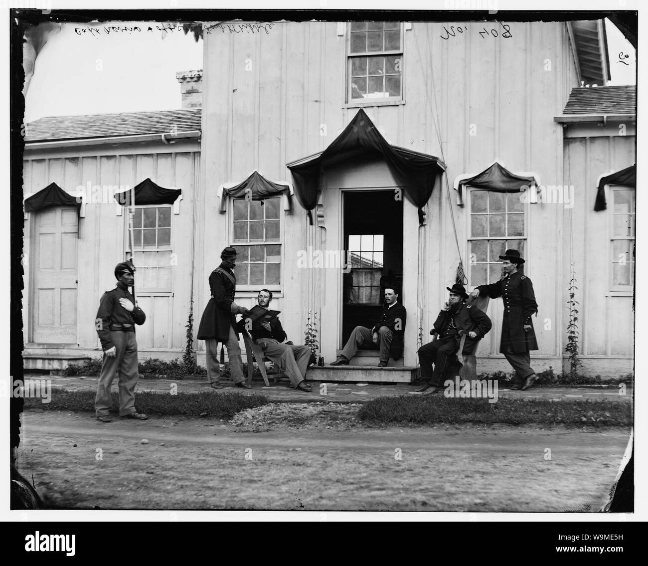 Arlington, Va. Capt. Nevins and officers in front of headquarters, Fort ...