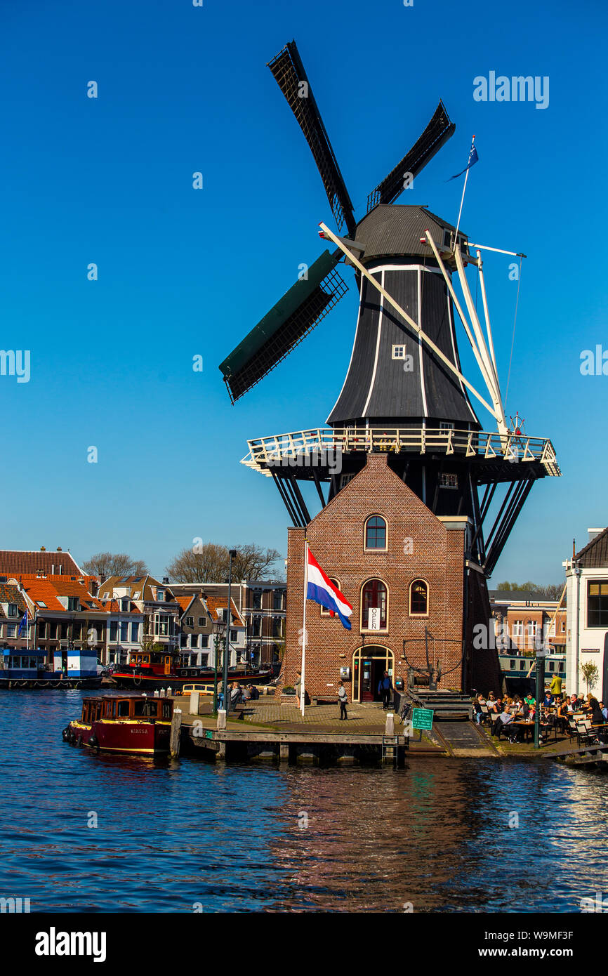Windmill haarlem hi-res stock photography and images - Alamy
