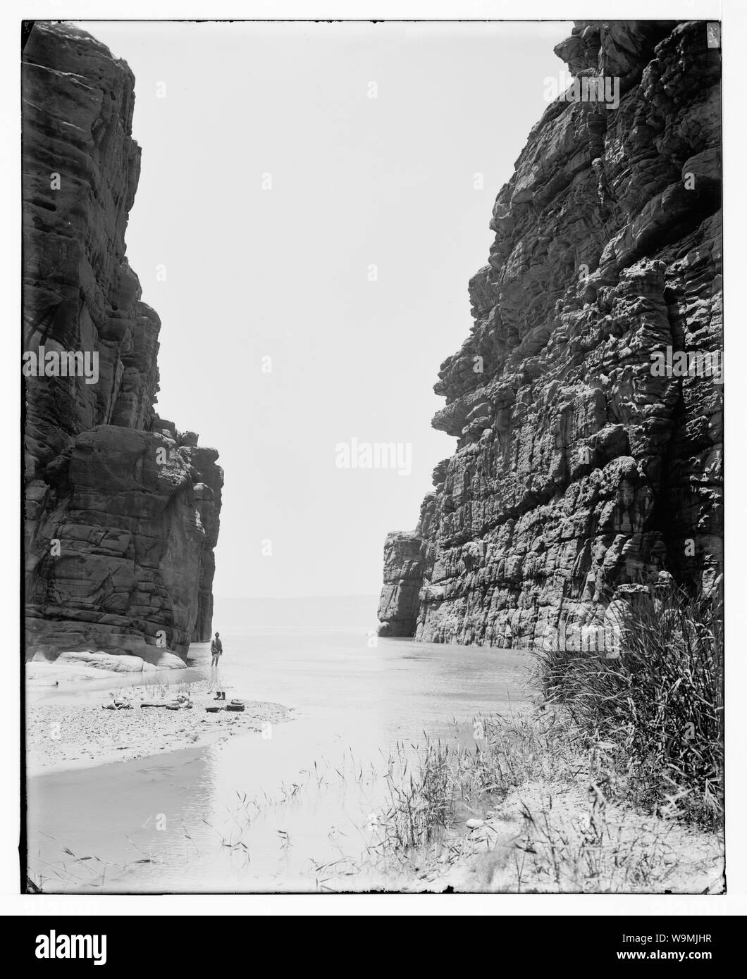 Around the Dead Sea (Bahr Lut). Gorge of the Arnon, looking east Stock ...
