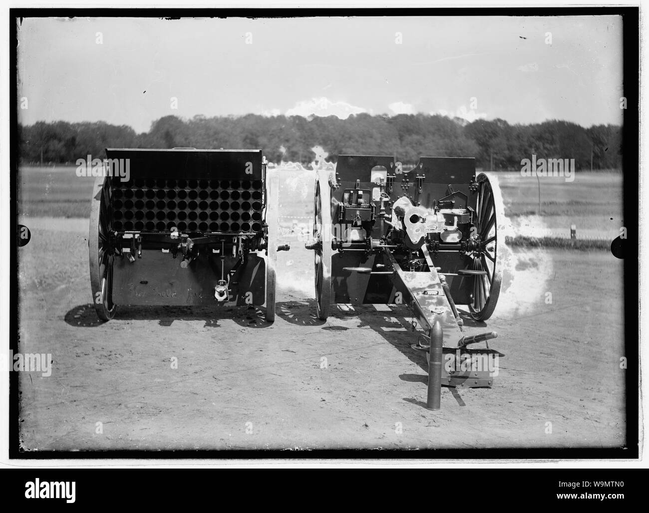 Artillery range hi-res stock photography and images - Alamy