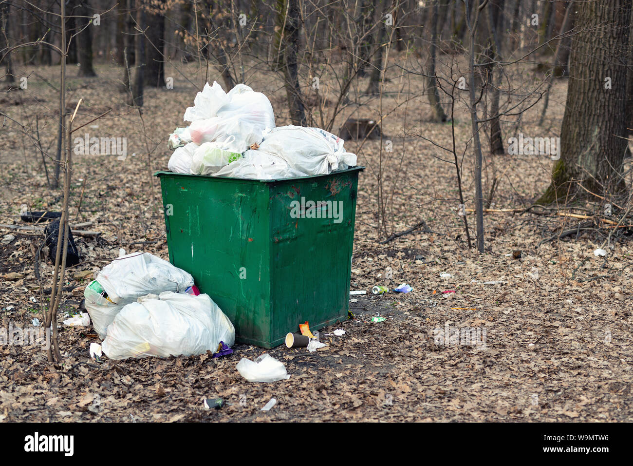 Rusty plastic waste container hi-res stock photography and images - Alamy