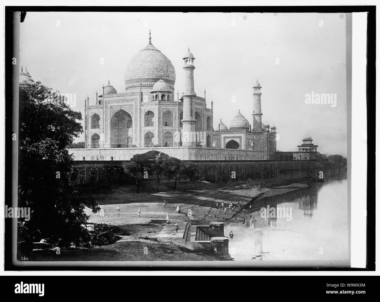 Shah jahan and mumtaz mahal hi-res stock photography and images - Alamy