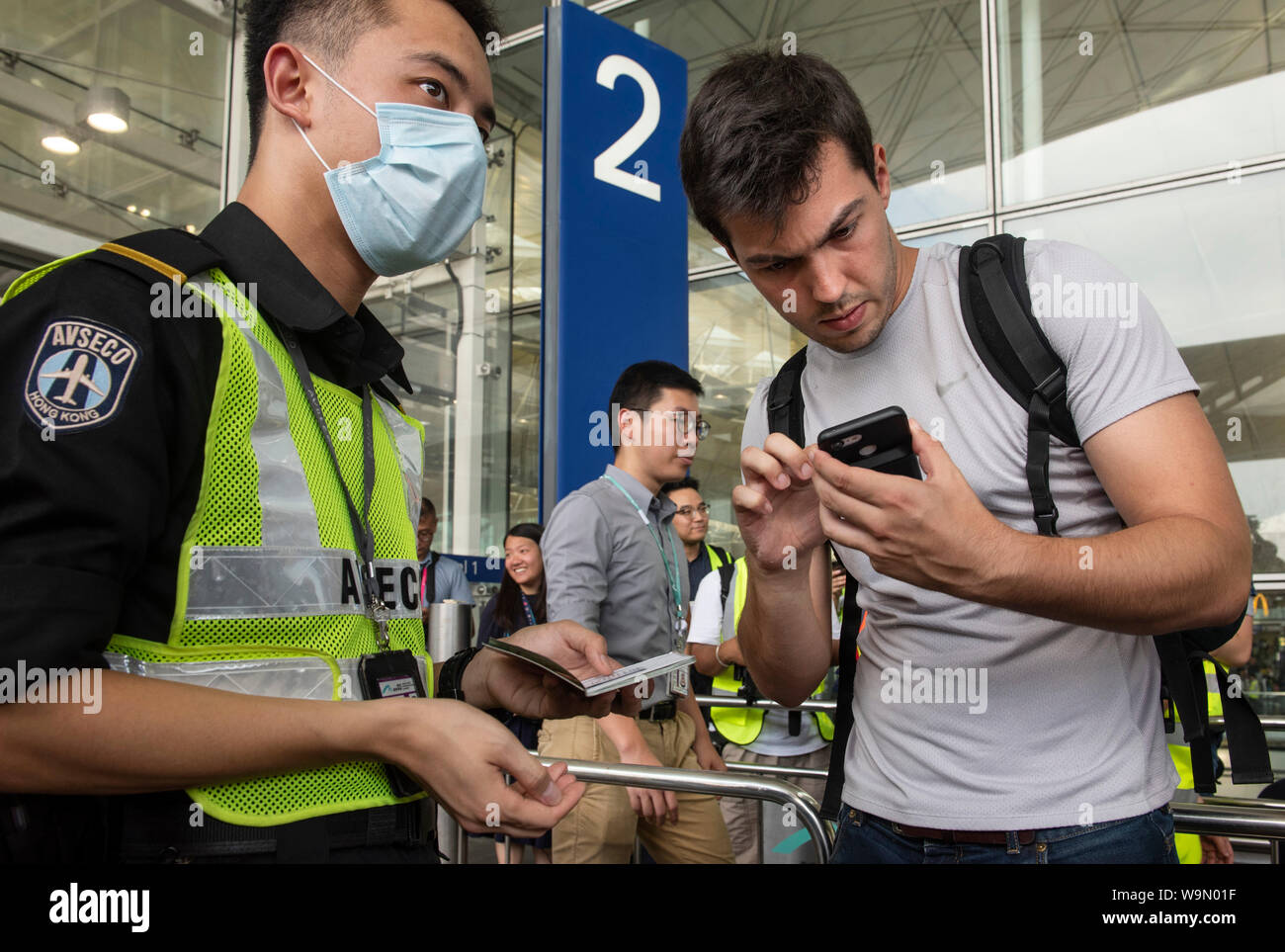 Airport security gates hi-res stock photography and images - Alamy