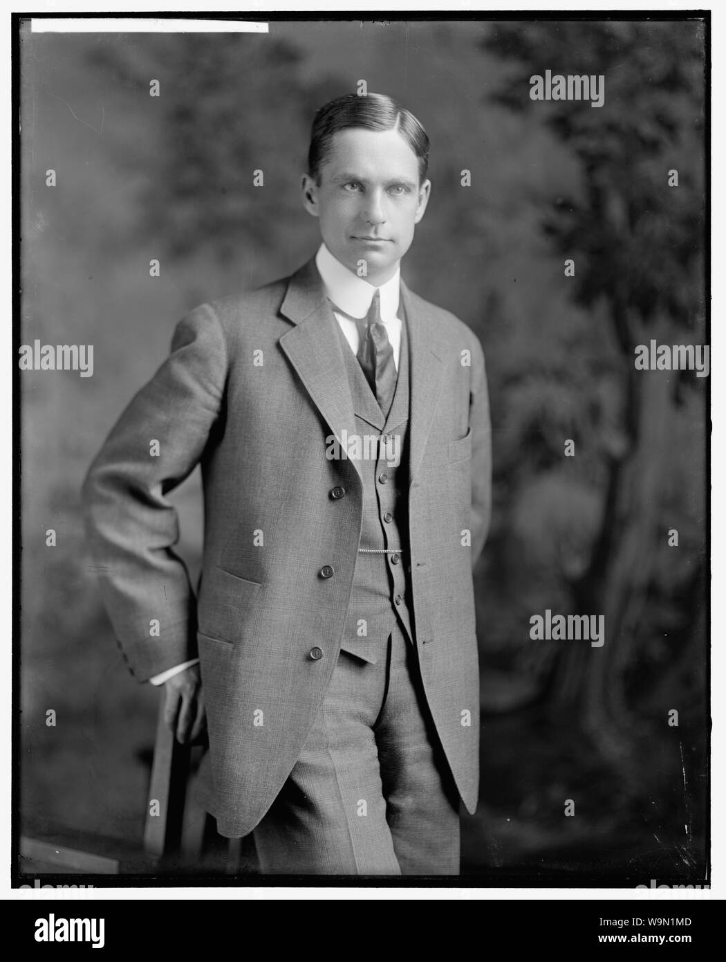 R governor Black and White Stock Photos & Images - Alamy
