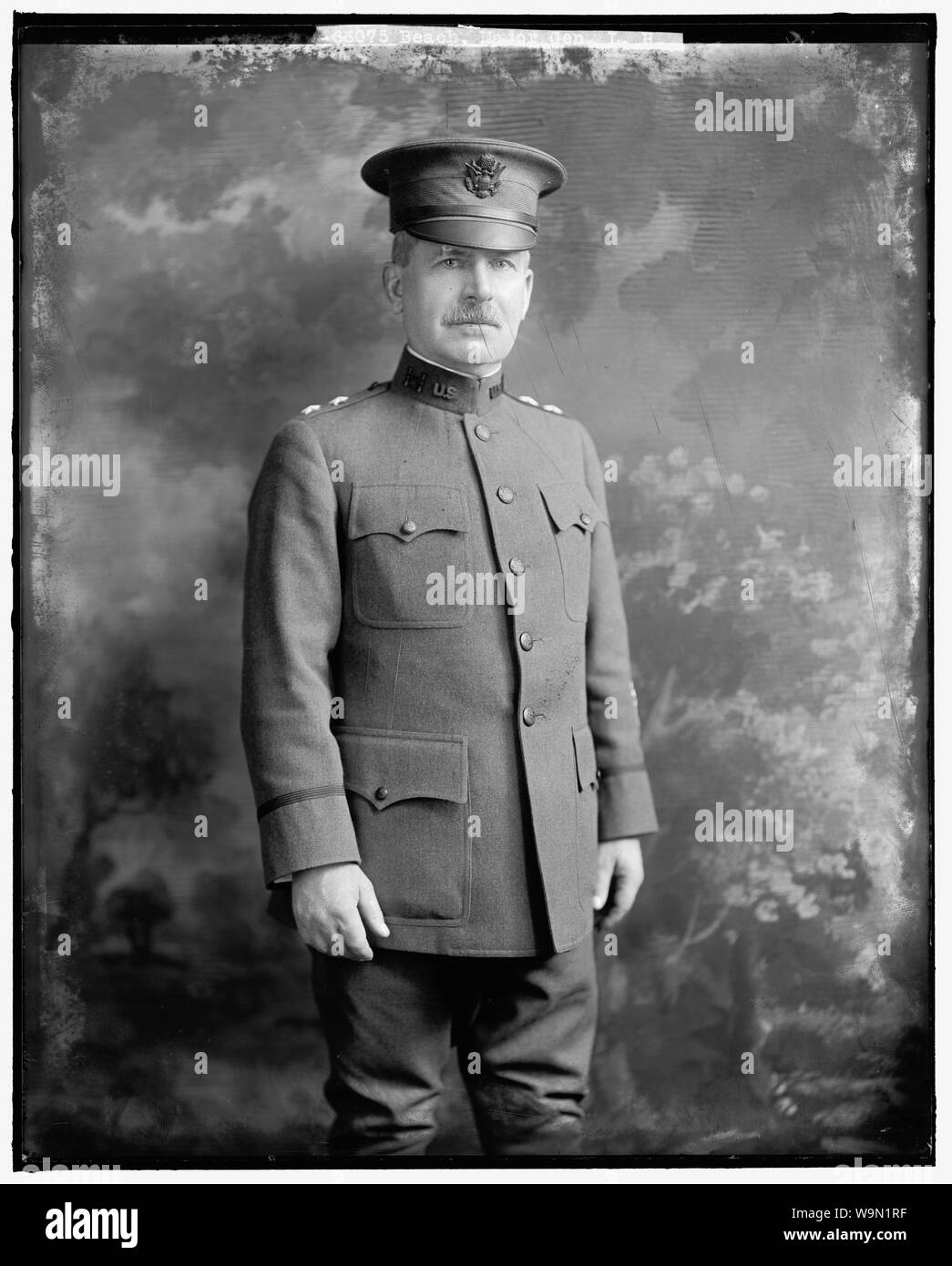 H general hi-res stock photography and images - Alamy