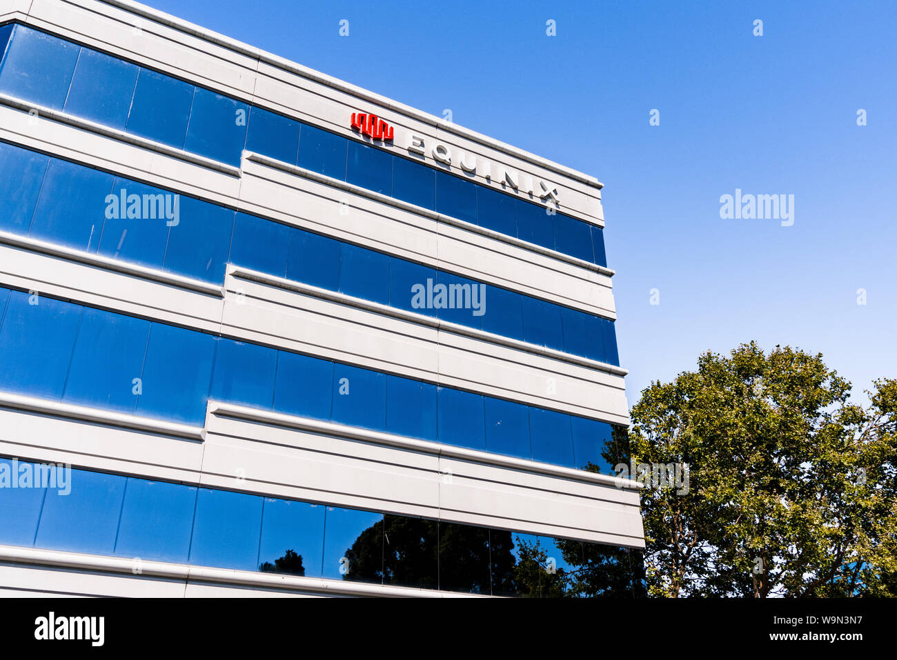 Multinational company hi-res stock photography and images - Alamy