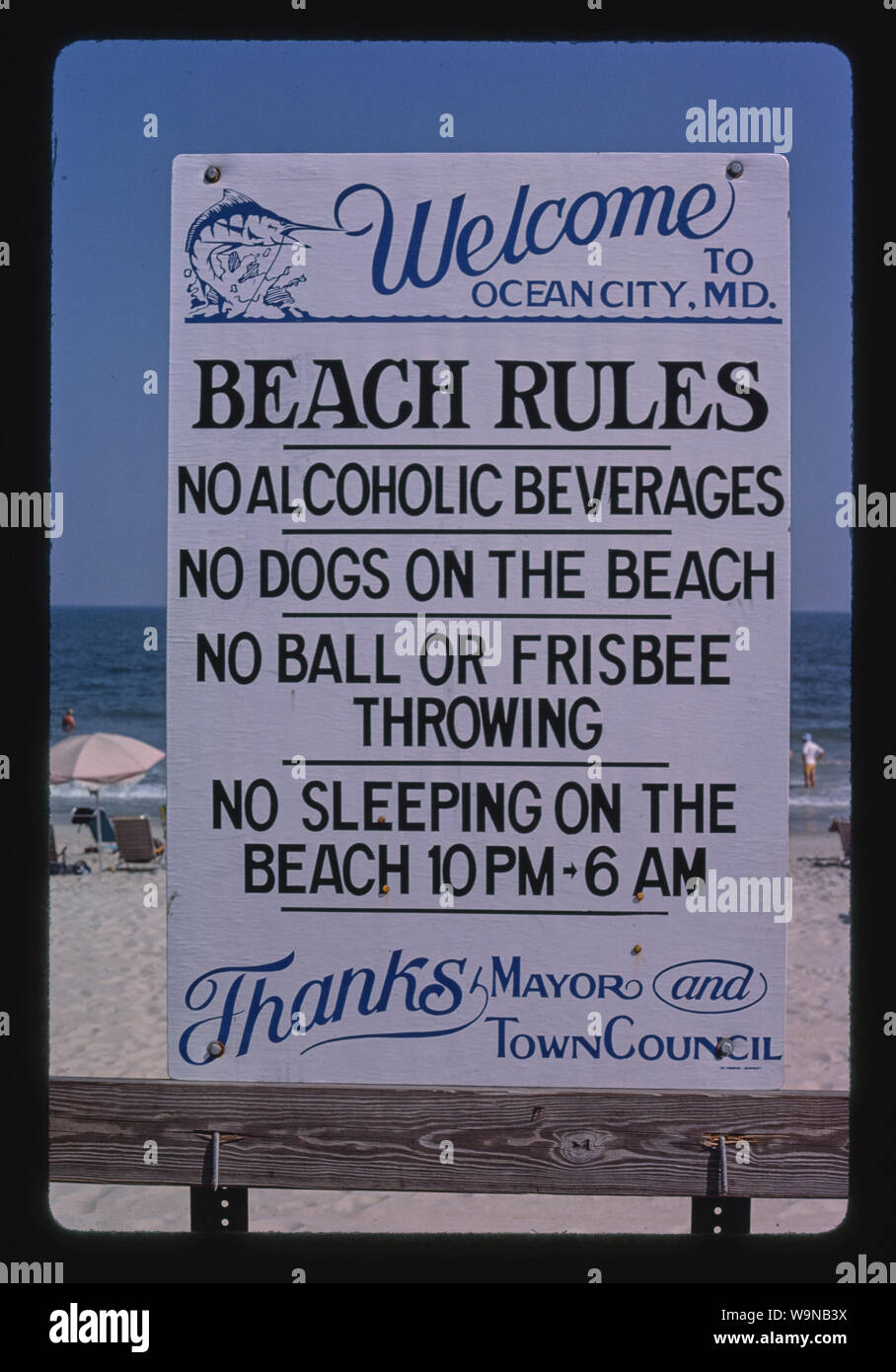 Public beach beach rules hi-res stock photography and images - Alamy