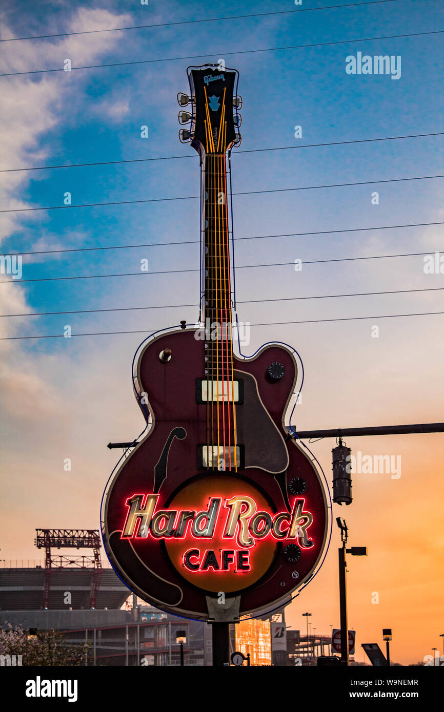 Giant guitar hi-res stock photography and images - Alamy