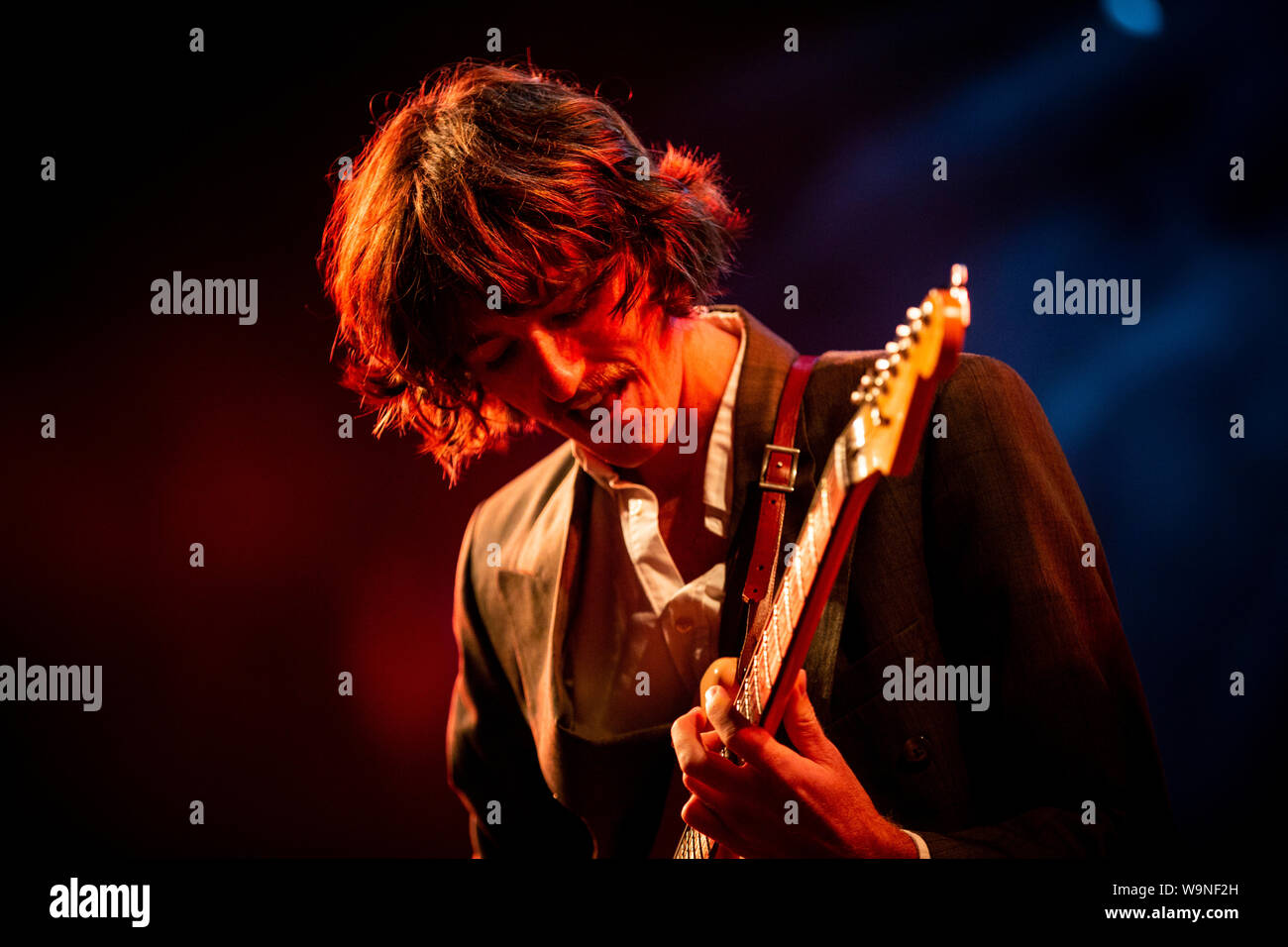 Parcels singer hi-res stock photography and images - Alamy