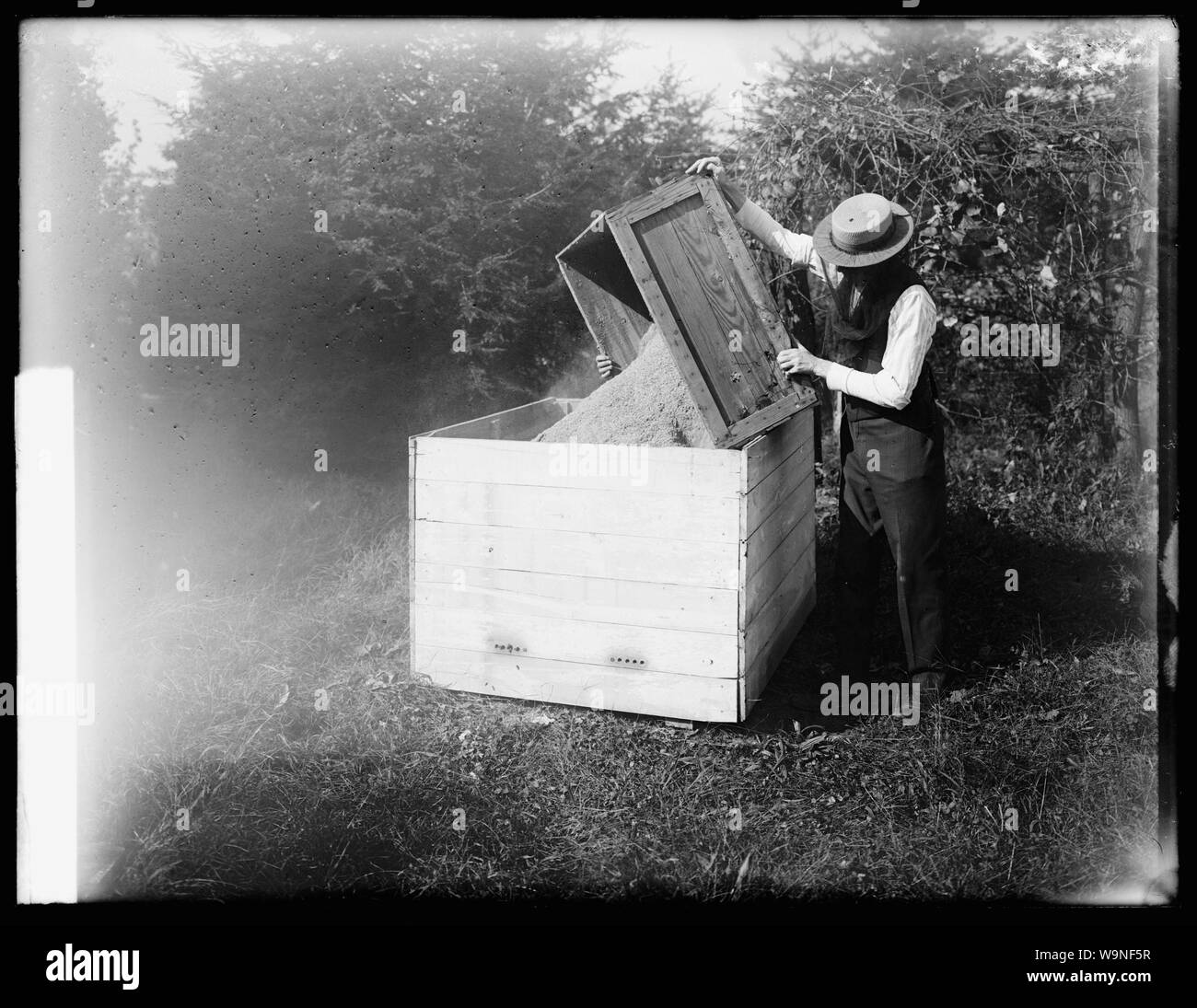 Beekeeping apiculture storage honey hi-res stock photography and images ...