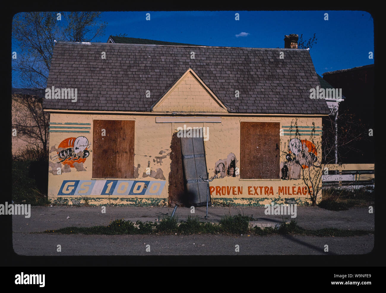 Beeline hi-res stock photography and images - Alamy