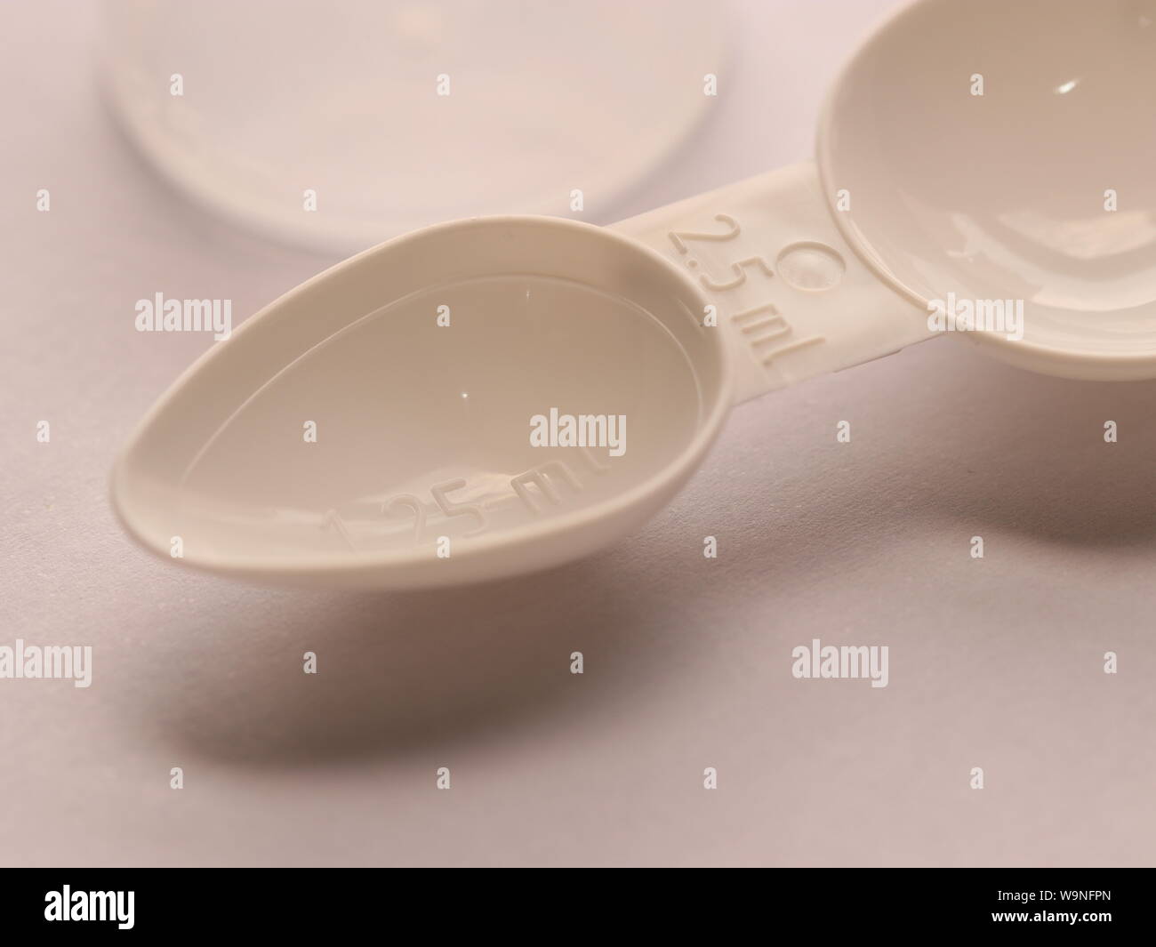 5ml hi-res stock photography and images - Alamy