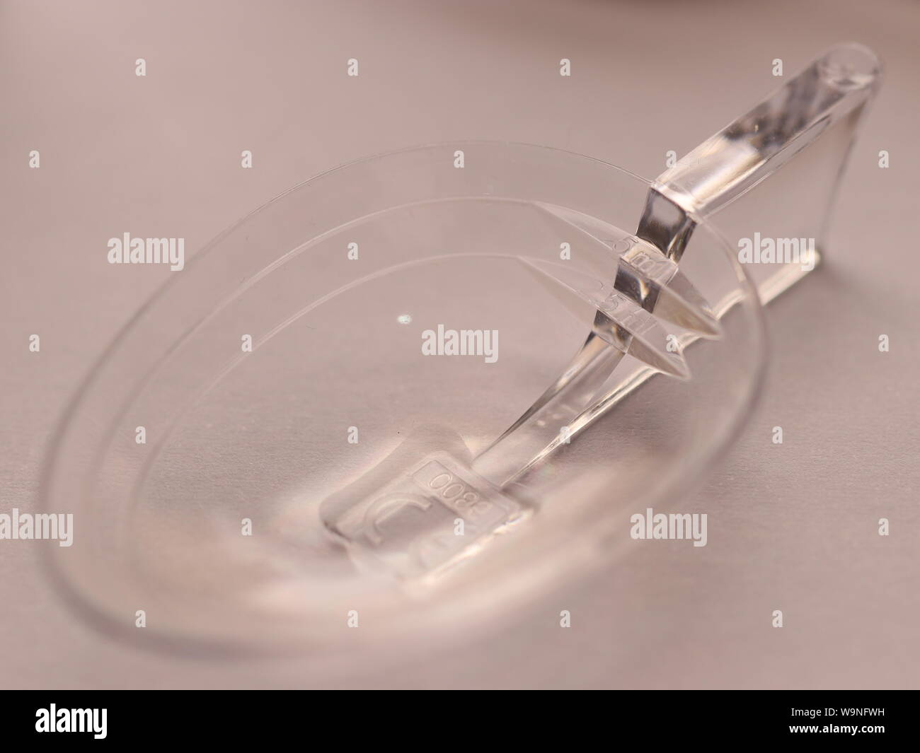 Suspension spoon hi-res stock photography and images - Alamy