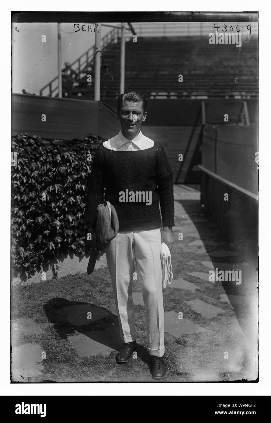 American capsule Black and White Stock Photos & Images - Alamy