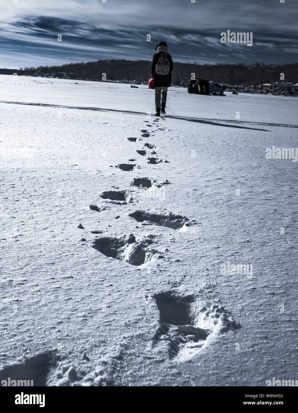 Deep foot prints hi-res stock photography and images - Alamy