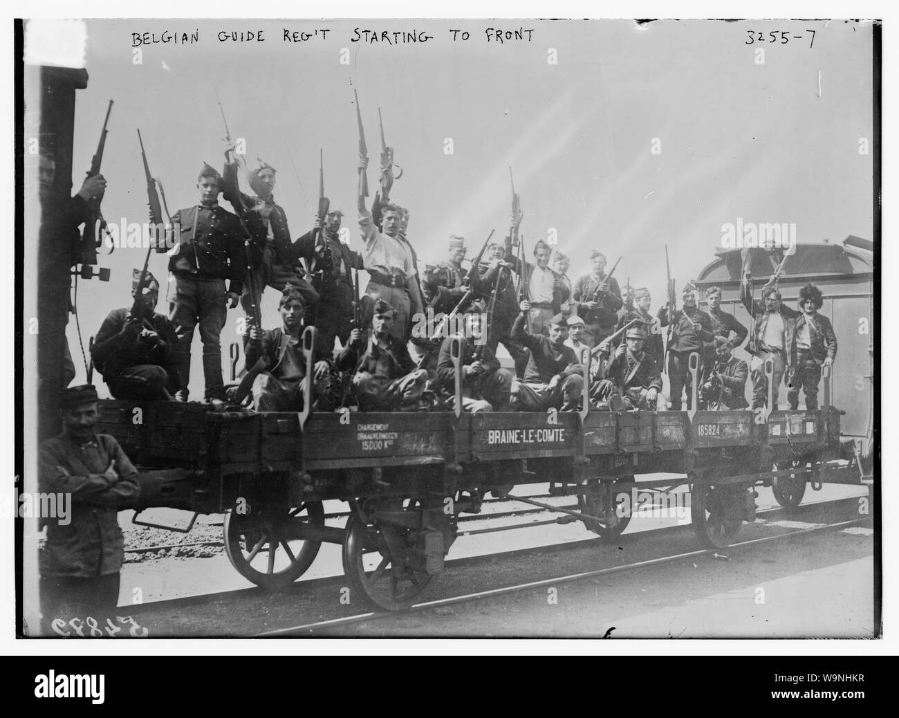 Starting guide hi-res stock photography and images - Alamy