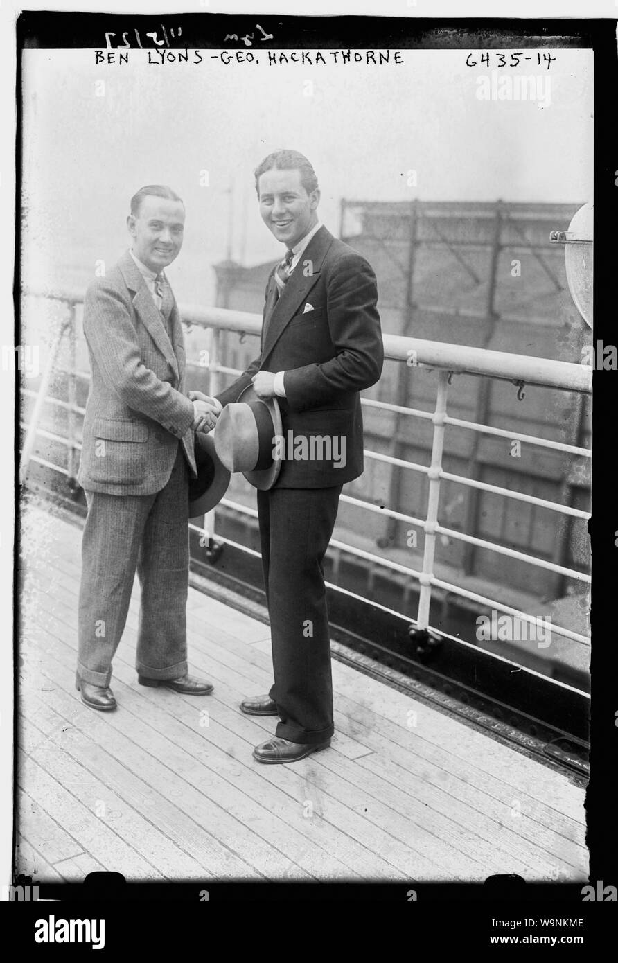 Entertainment industry figures Black and White Stock Photos & Images ...