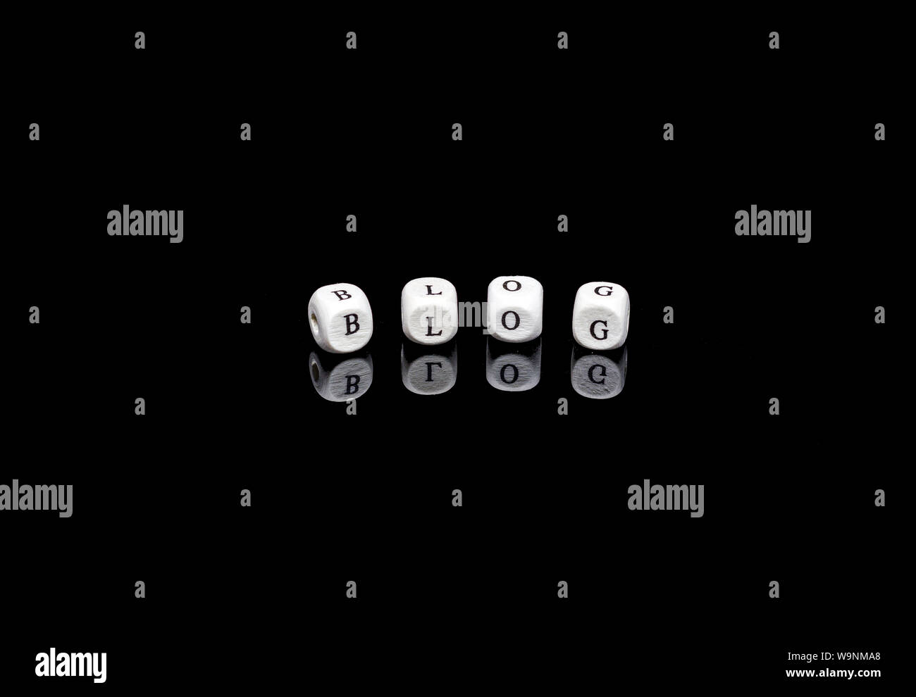 Seo symbol wooden blocks hi-res stock photography and images - Alamy