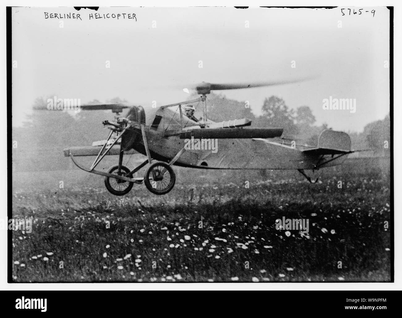 Berliner helicopter hi-res stock photography and images - Alamy