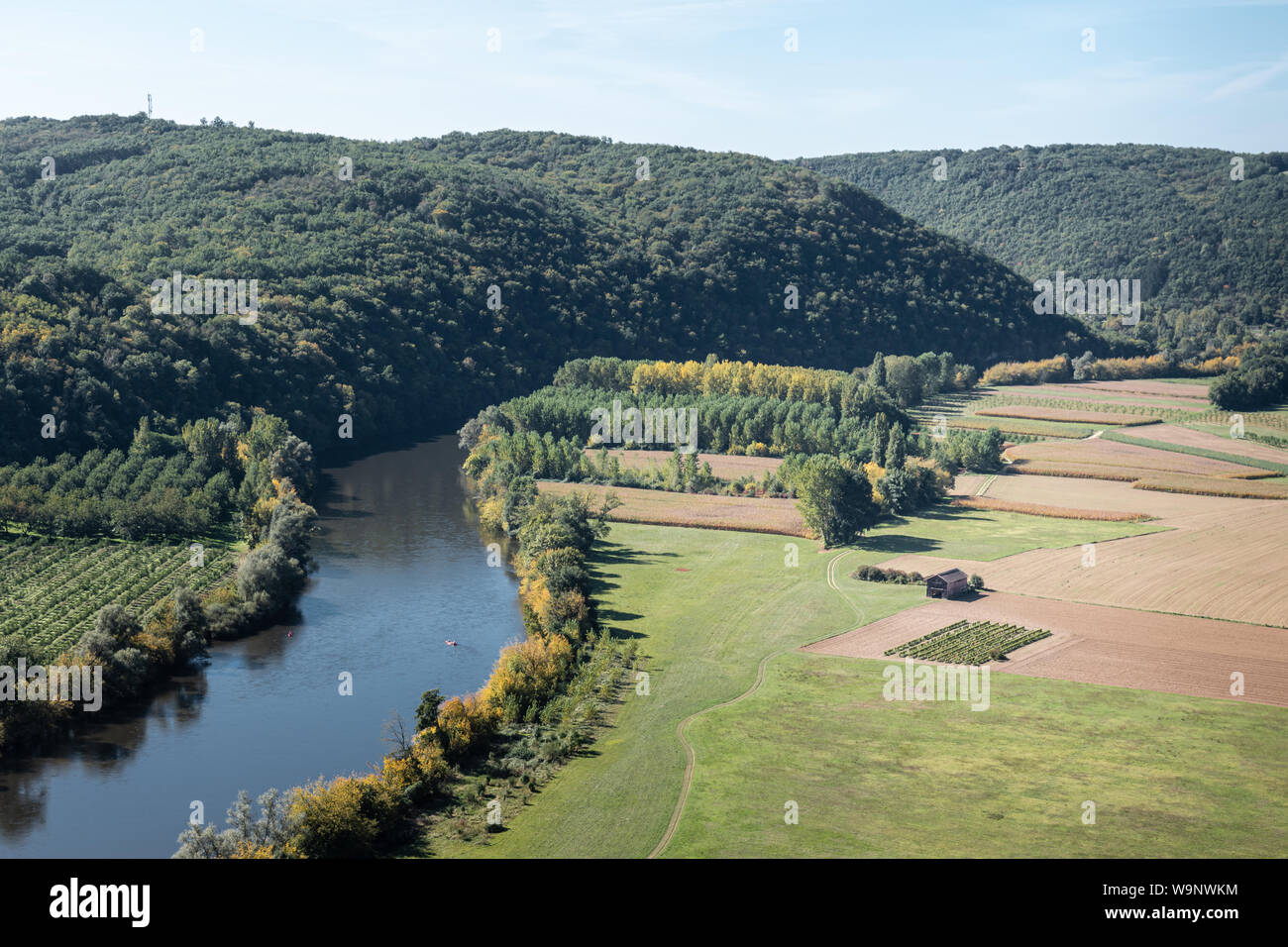 Farms along the Dordogne River in the Perigord region of France Stock ...