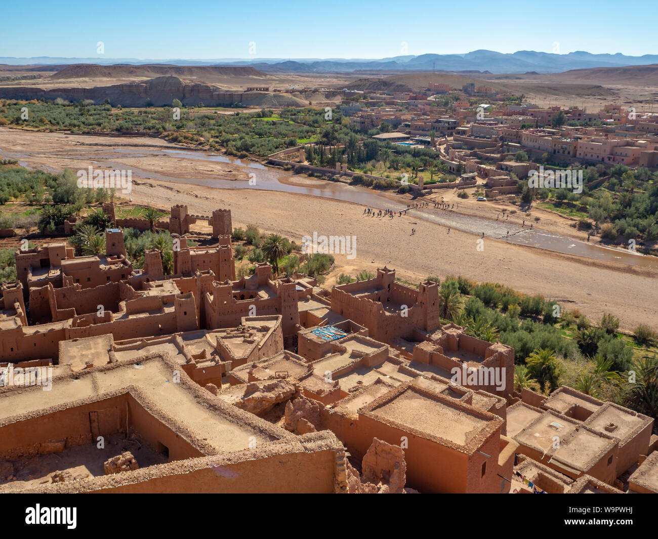 Ait Ben Haddou Kasbah, old medieval town in Morocco desert, castle fort ...