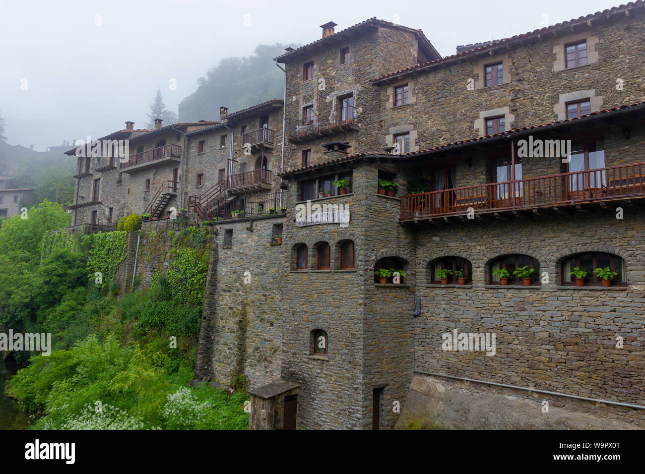 Rupit spain hi-res stock photography and images - Alamy