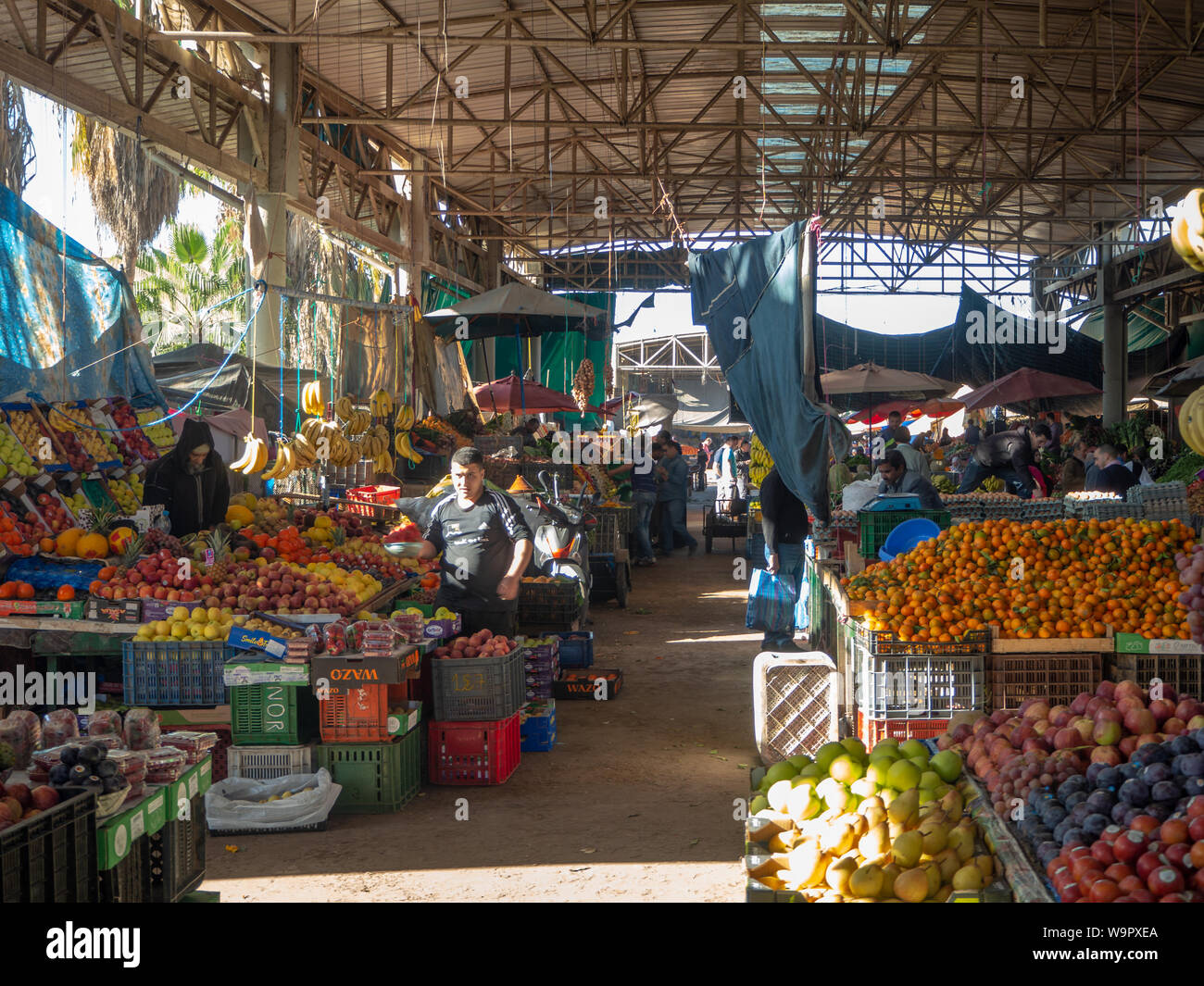 Street market in Agadir, Marrakesh medina, historic town center Stock ...