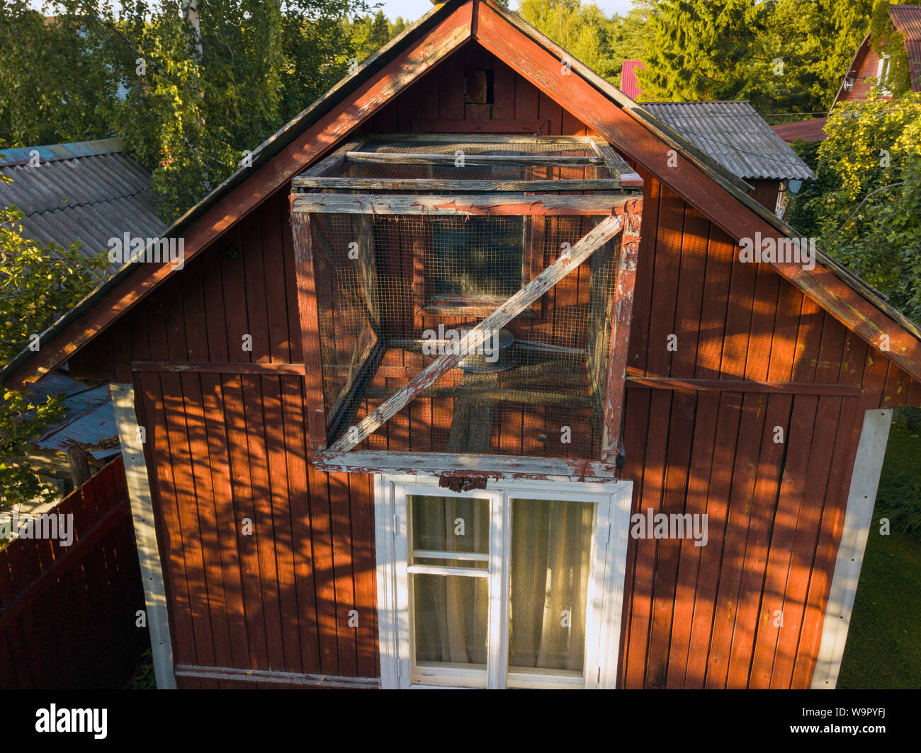 Empty cage animals hi-res stock photography and images - Alamy