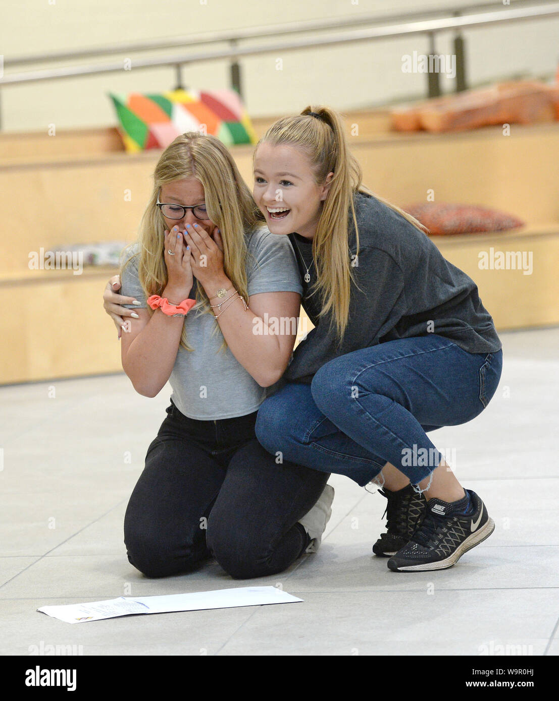 Manchester, UK. 15th Aug, 2019. Ella RosenBlatt (left), 2A*s and an A ...