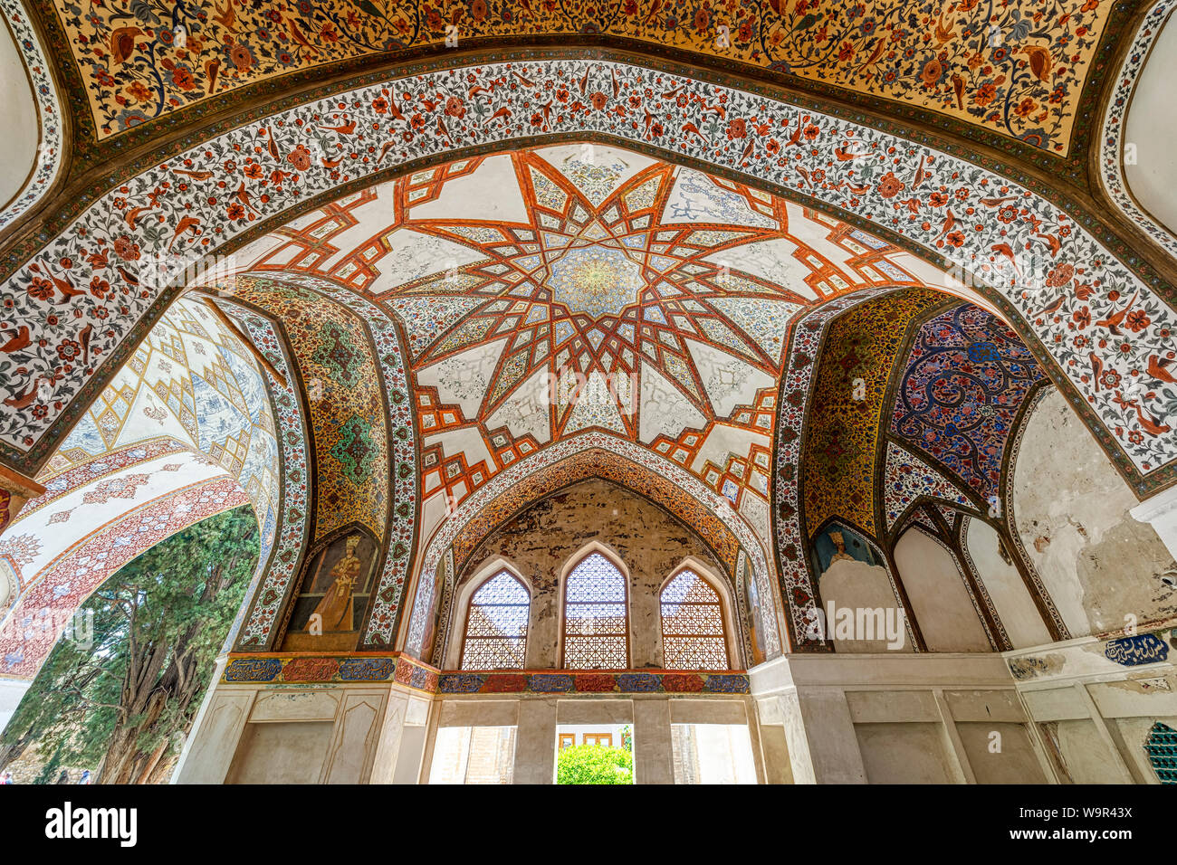 Fin Garden, Kushak pavilion, Detail of the ceiling, Kashan, Isfahan ...