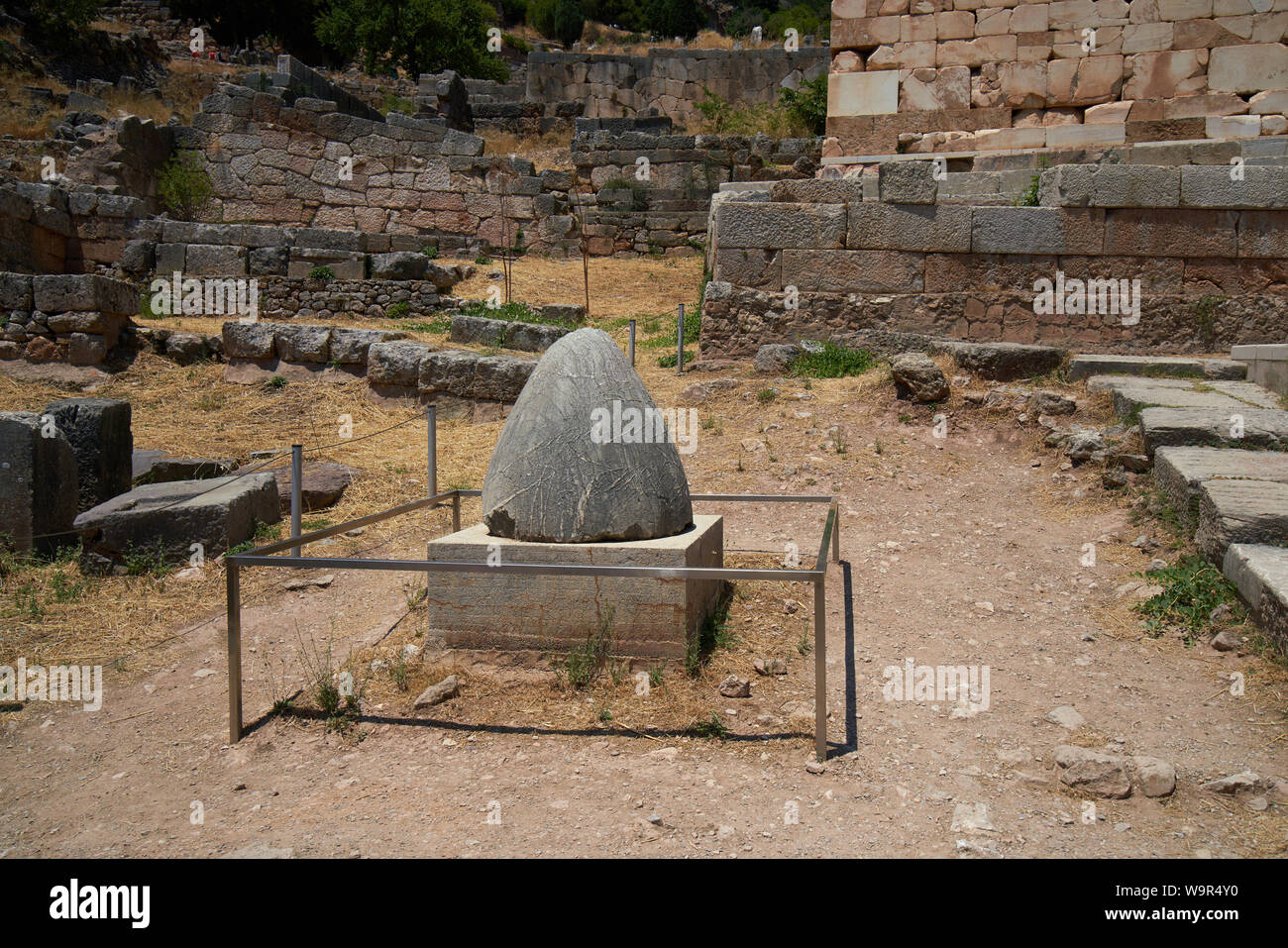 Omphalos hi-res stock photography and images - Alamy