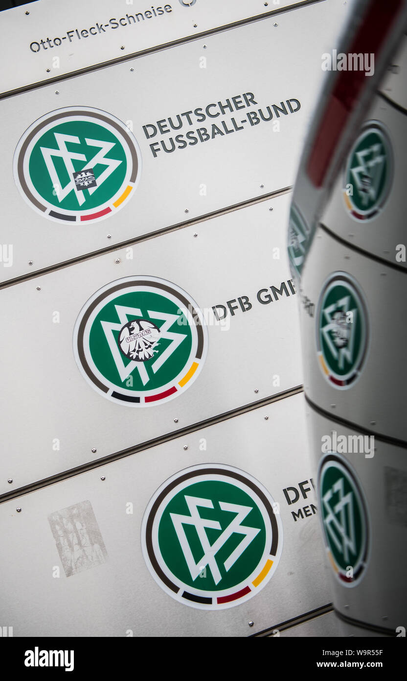 Dfb logos hi-res stock photography and images - Alamy