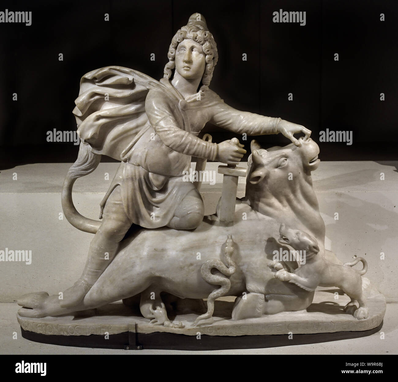 Cult bull hi-res stock photography and images - Alamy