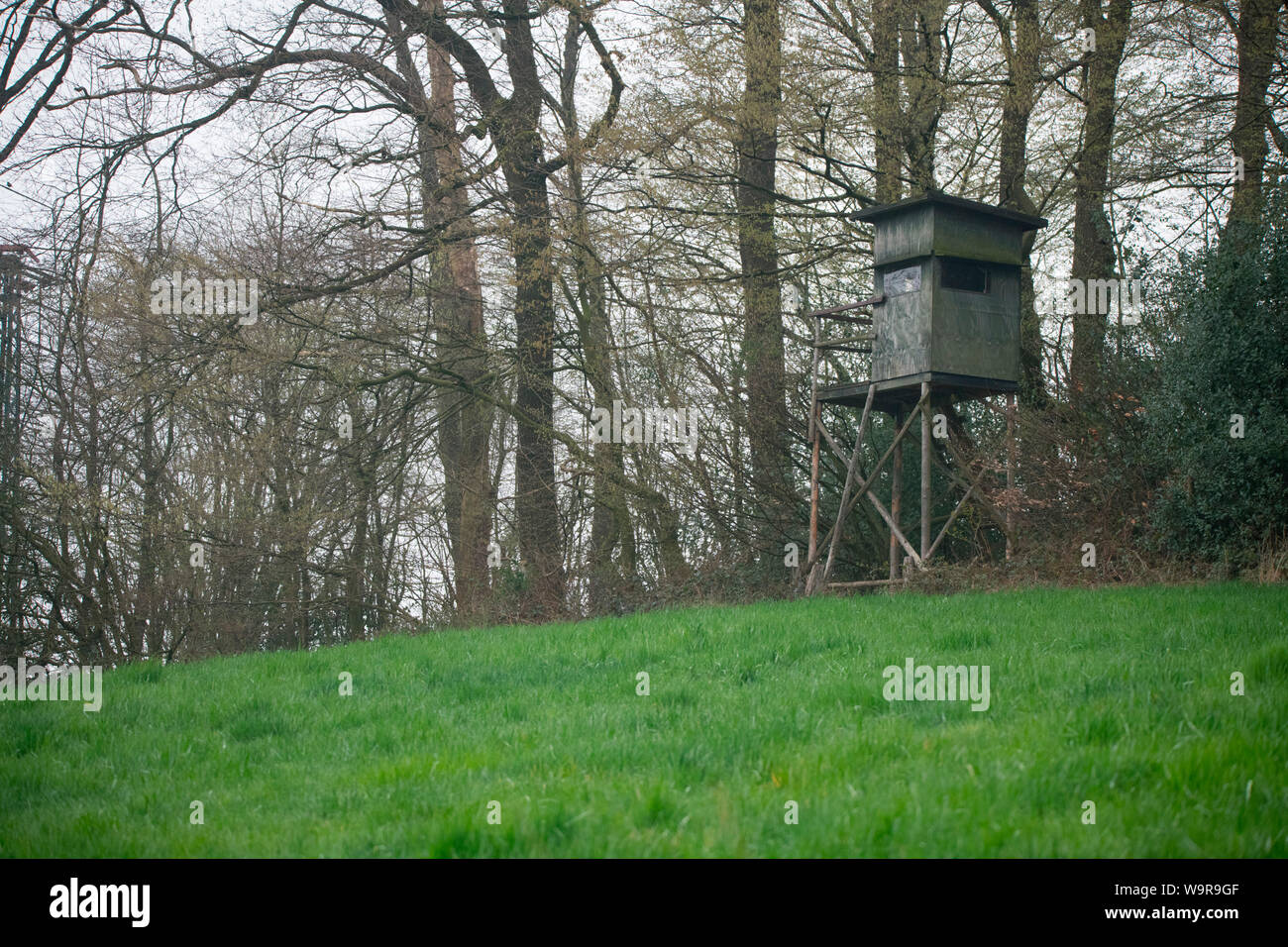Hunters seat hi-res stock photography and images - Alamy