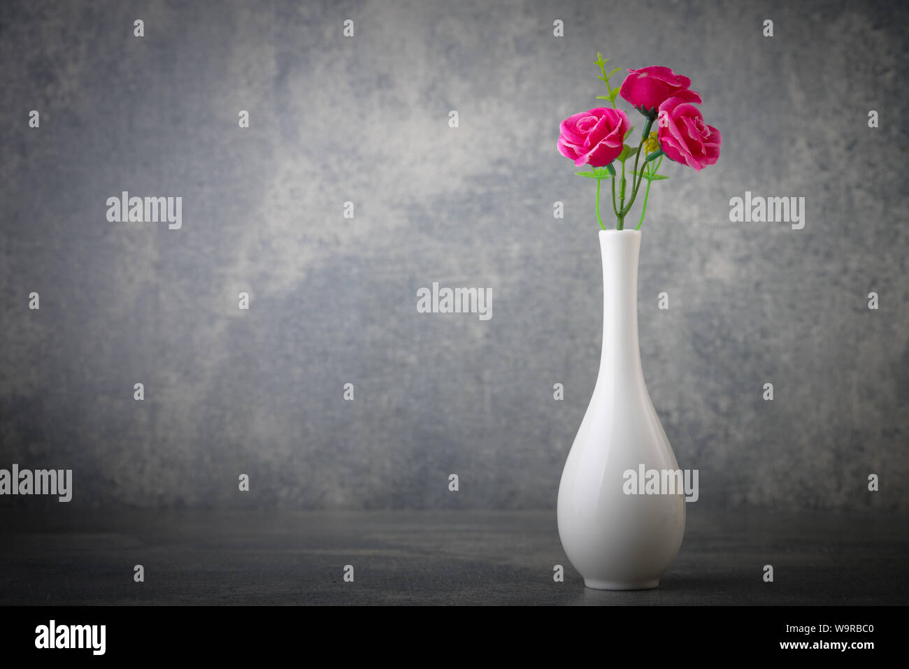 Vaset hi-res stock photography and images - Alamy