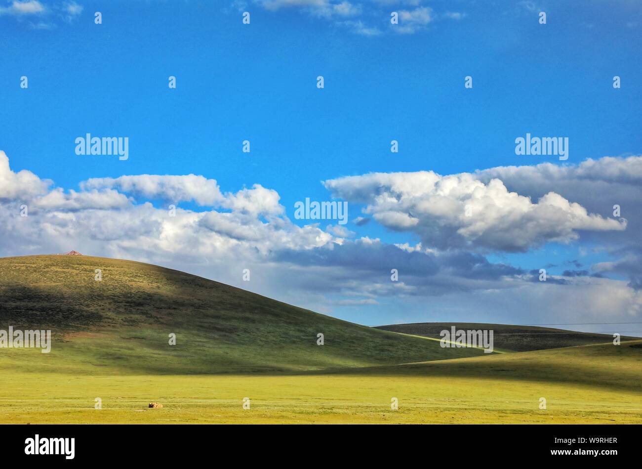 Xining. 14th Aug, 2019. Photo taken on Aug. 14, 2019 shows the scenery ...