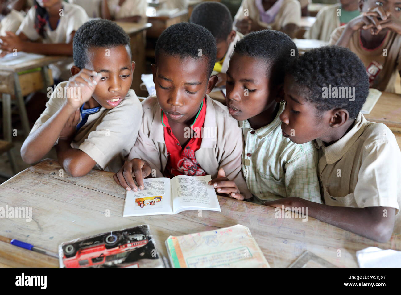 Malagasy school children hi-res stock photography and images - Alamy